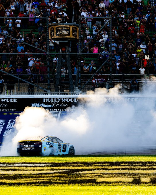 Toyota star squanders primes opportunity at Kansas – The Wave Around ...